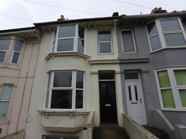 Caledonian Road, Brighton 3 bed maisonette to rent £1,700 pcm £392 pw