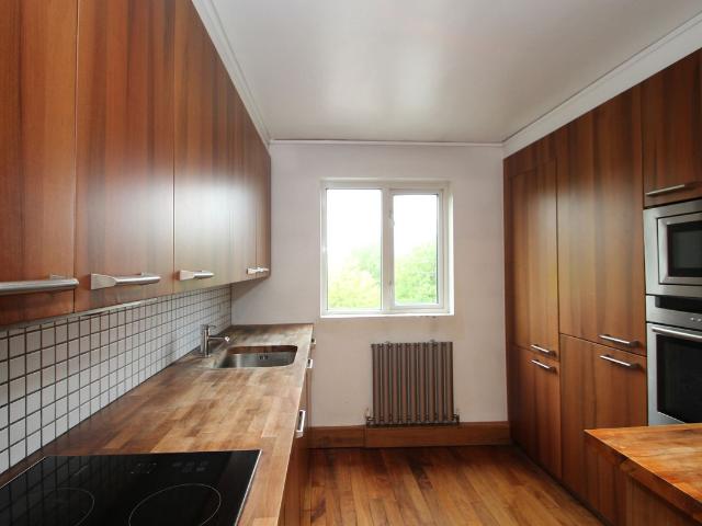 Caledonian Road, Kings Cross N1, 2 bed flat to rent, £2,383 pcm | PrimeLocation