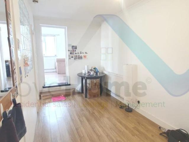Caledonian Road, Islington N7, 1 bed flat to rent, £1,500 pcm | PrimeLocation