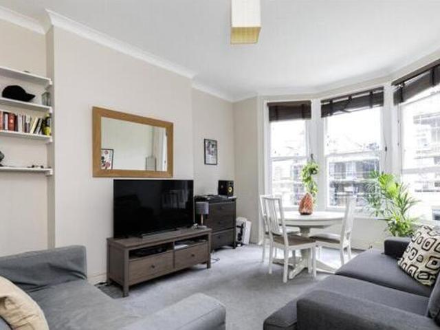 Caledonian Road, Lower Holloway, 2 Bedroom Apartment
