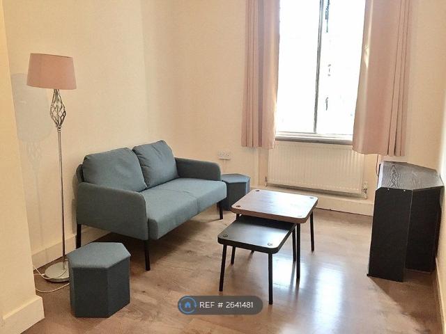 Caledonian Road, London N1, 1 bed flat to rent, £1,650 pcm | PrimeLocation