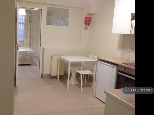 Caledonian Road, London, N1 1 bed flat to rent £1,750 pcm £404 pw