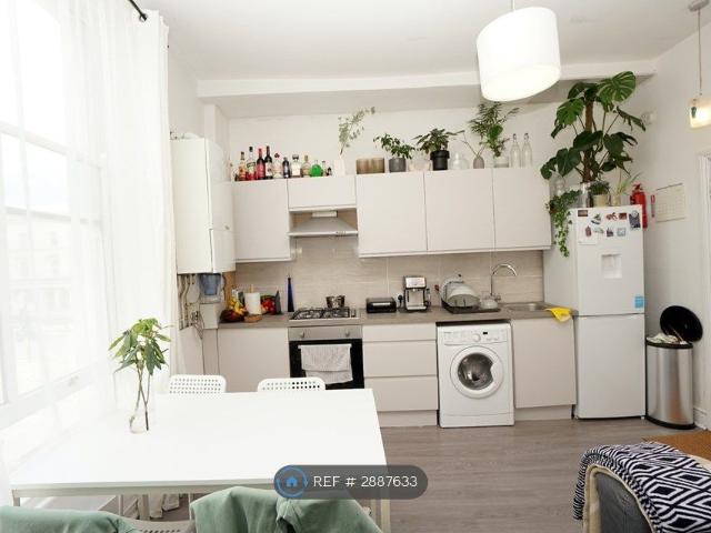 Caledonian Road, London N1, 2 bed flat to rent, £2,650 pcm | PrimeLocation