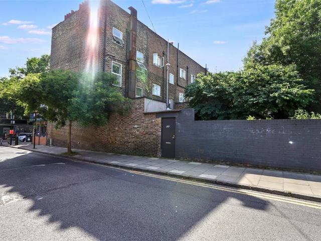 Caledonian Road, London Studio to rent £1,275 pcm £294 pw