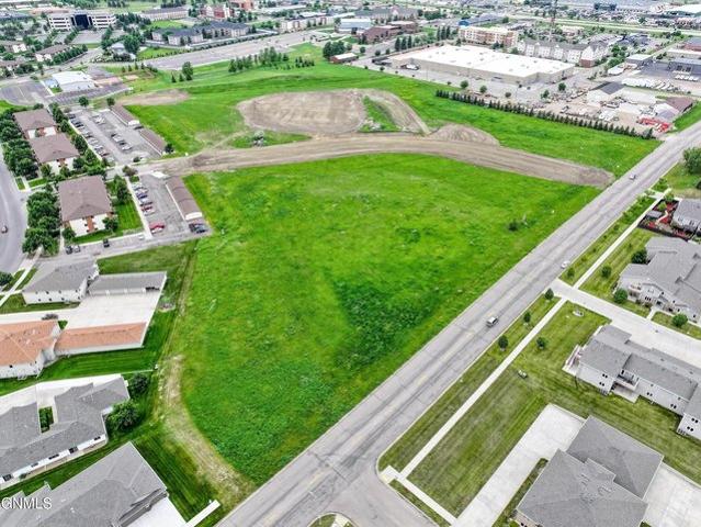 Calgary Ave, Bismarck, ND 58503