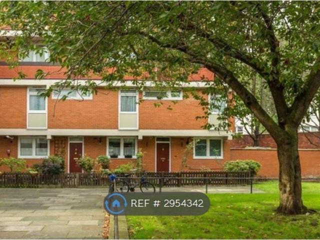 Calgary Court, London SE16, 3 bed flat to rent, £2,600 pcm | PrimeLocation