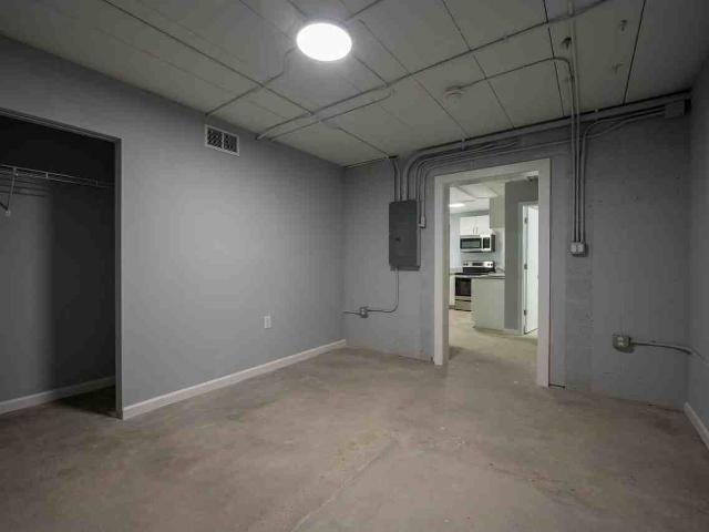 Calhoun Lofts & Thunderbird Flats 2 Bedroom Apartment for Rent at 402 N Main St, Anderson, SC 29621