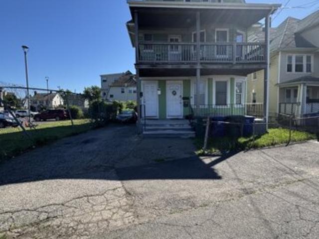 Calhoun Pl, Bridgeport, Home For Sale