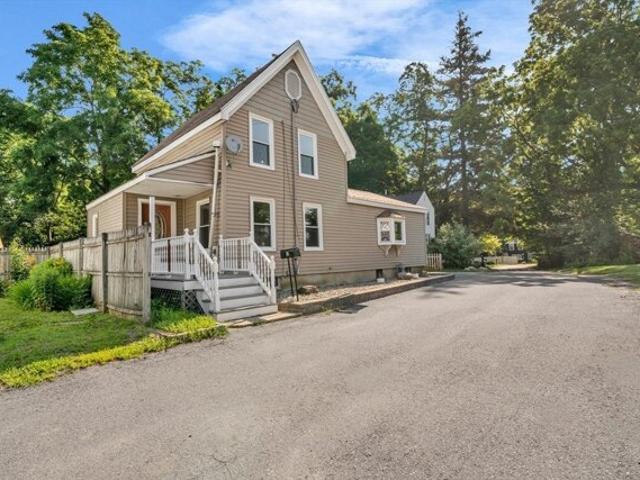 California Ln, Amesbury, Home For Sale