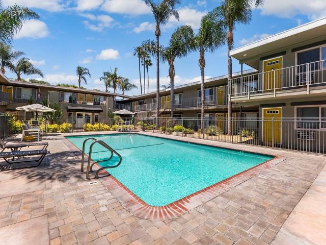 California Palms Apartments Studio Apartment for Rent at 901 S Harbor Blvd, Santa Ana, CA 92704 Santa Anita Park