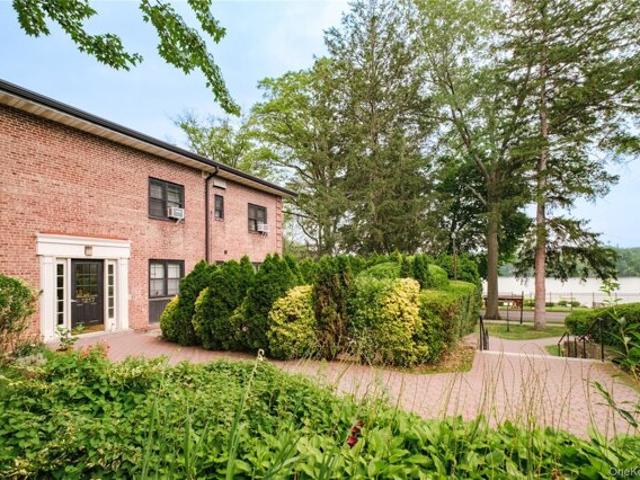 California Rd Unit A, Eastchester, Property For Sale