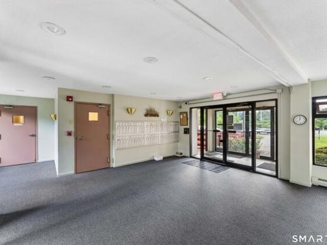California St Unit A, Stratford, Condo For Sale