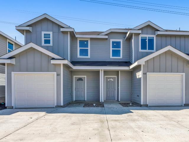 CALL FOR MORE DETAILS! 3 Bedroom Apartment for Rent at 9922 Hazy Bnd, San Antonio, TX 78233