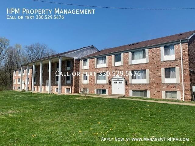CALL 330 529 5476 TO SCHEDULE A SHOWING!