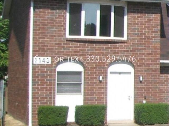 CALL 330 529 5476 TO SCHEDULE A SHOWING!