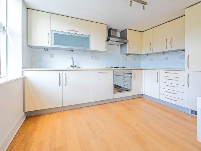 Callard House, High Street, Berkhamsted, Hertfordshire HP4, 1 bed flat to rent, £1,395 pcm | PrimeLocation