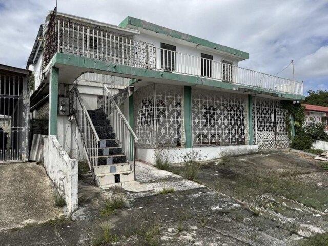 Calle Un, Bayamon, Home For Sale