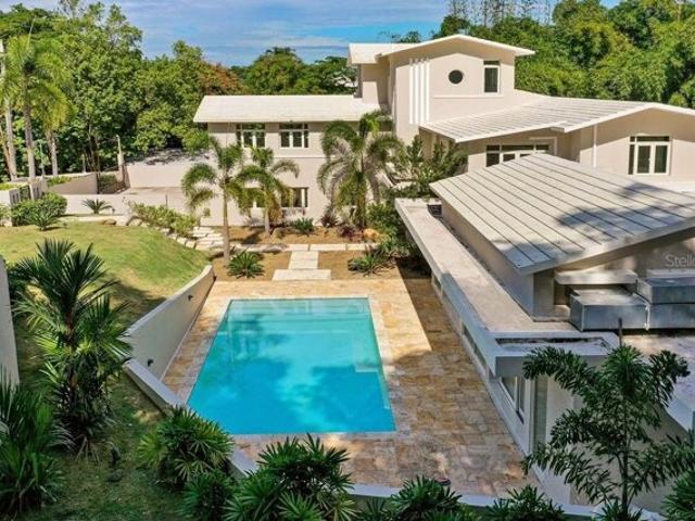 Calle Vanda, Guaynabo, Home For Sale