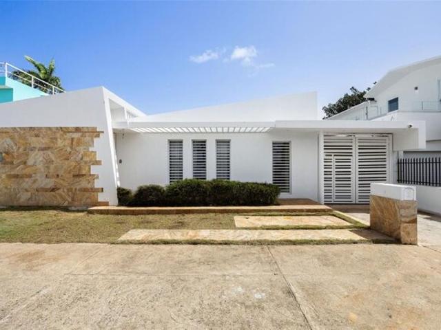 Calle Cacique #,san Juan, Home For Sale