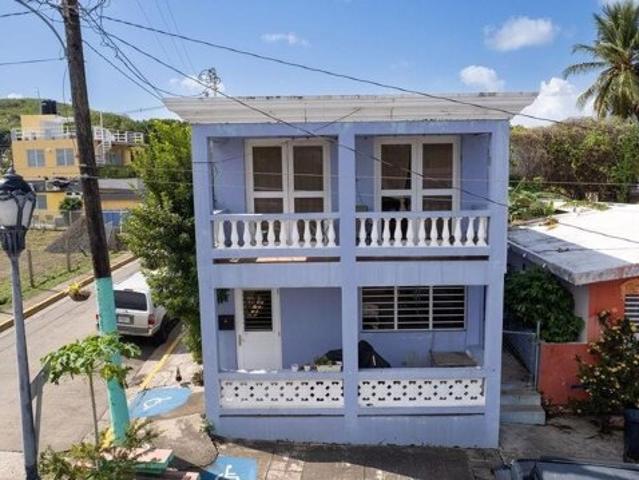 Calle Luis Munoz Rivera, Vieques, Home For Sale