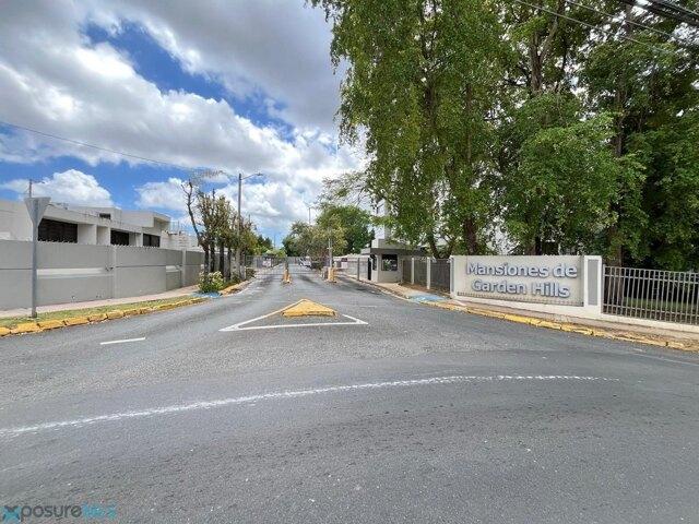 Calle Luis Vigoreaux Ave Unit H, Guaynabo, Flat For Sale