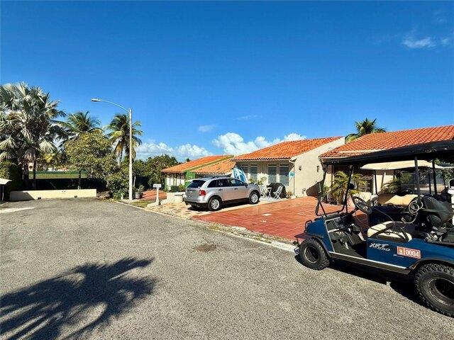 Calle Montecarlo #,humacao, Home For Sale