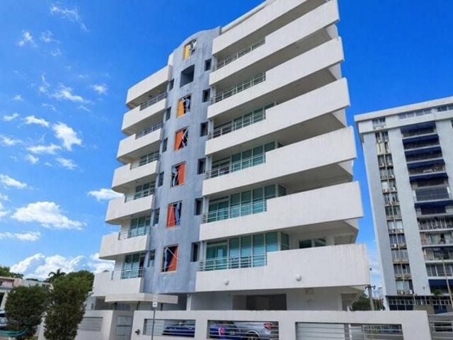 Calle Parkside Unit B, Guaynabo, Condo For Sale