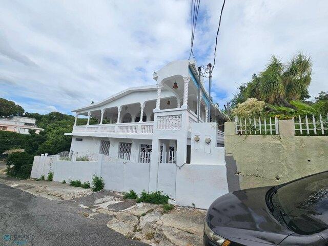 Calle,penuelas, Home For Sale