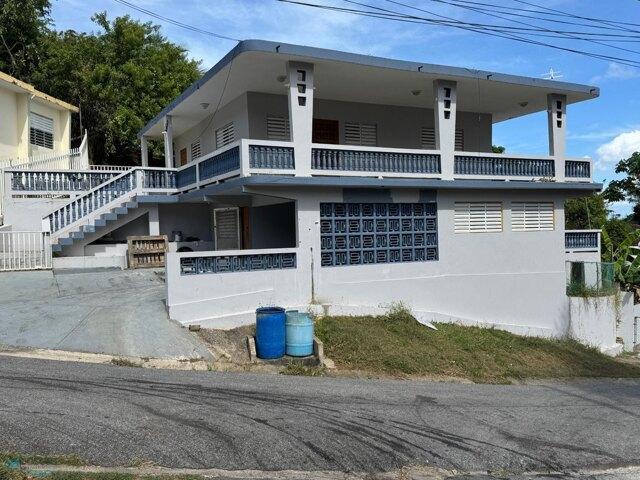 Calle Puro Girau, Arecibo, Home For Sale