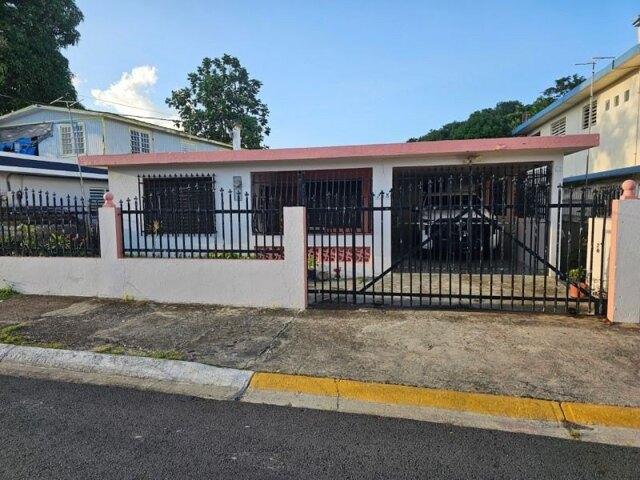 Calle Robles Bo Candelaria Arenas #,toa Baja, Home For Sale