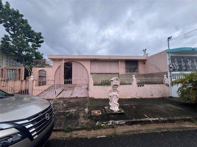 Calle Rodrigo De Triana, Mayaguez, Home For Sale