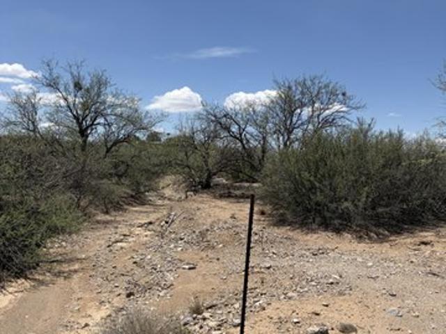 Calle Siete Rd, Green Valley, AZ 85622