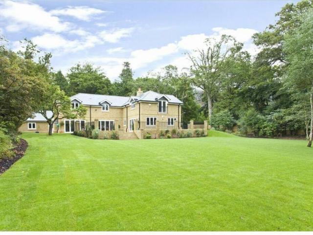 Callow Hill, Virginia Water, Surrey. 5 bed detached house to rent £6,250 pcm £1,442 pw