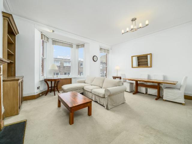 Callow Street, Chelsea SW3, 1 bed flat to rent, £2,750 pcm | PrimeLocation