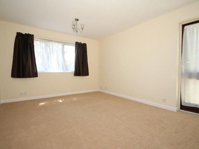 Calluna Court, Woking
