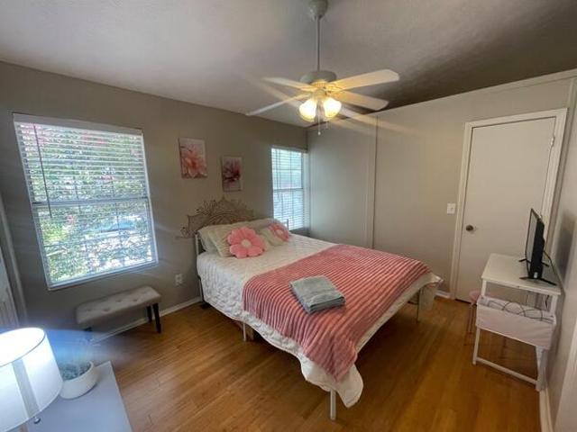 Calm Riverside Home • Pool • Easy Access to GA‑400