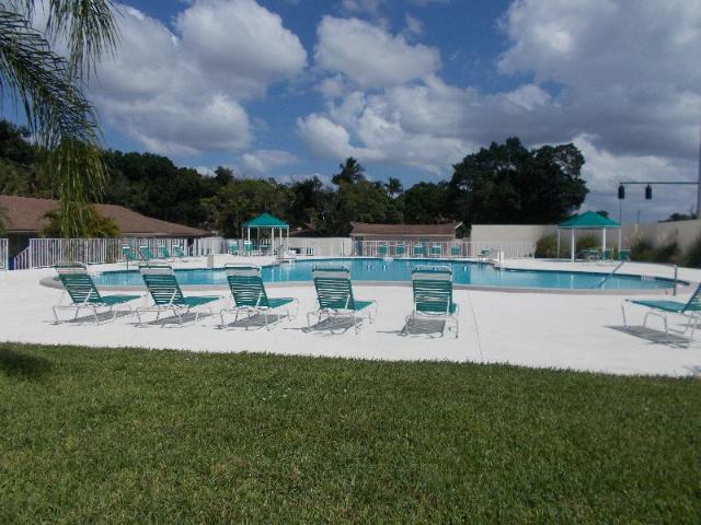 Caloosa Bayview One story Villa