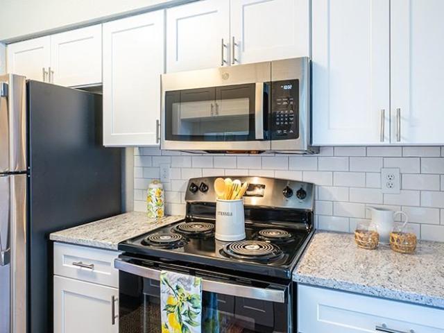 Captain's Landing Apartments 2 Bedroom Apartment for Rent at 3102 69th St, Galveston, TX 77551 Central City