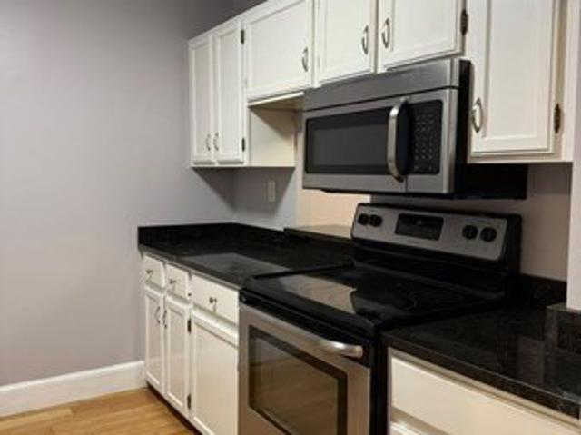 Captains Row Apt,chelsea, Condo For Sale