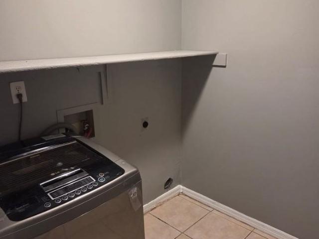 Captiva Duplex 2 Bedroom Apartment for Rent at 1027 Captiva Pt, Lakeland, FL 33801