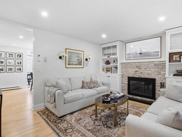 Captiva Rd Apt C, Walpole, Condo For Sale
