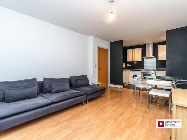 Capulet Square, Bromley By Bow. 1 bed apartment to rent £1,650 pcm £381 pw