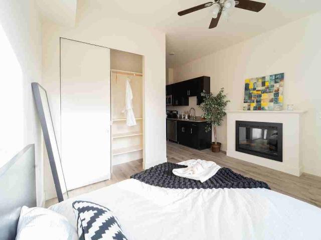 Cap Hill 2 Bedroom Apartment for Rent at 7980 Sw Capitol Hill Rd, Portland, OR 97219 Hillsdale