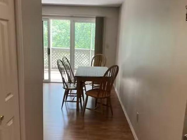Cape Cod, Condo/Villa Bloomington, IN 1368 S College Mall R.