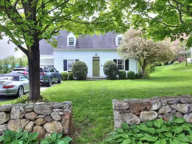 Cape Cod, Single Family Rental Westport, CT 11 Treadwell Ave