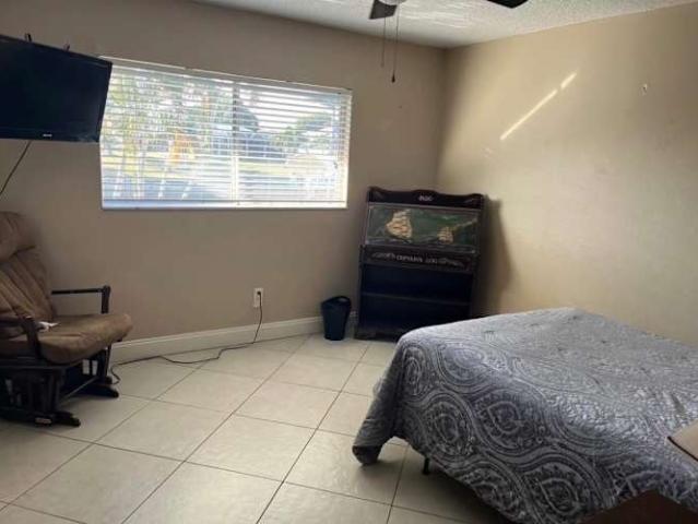 Cape Coral Room for Rent