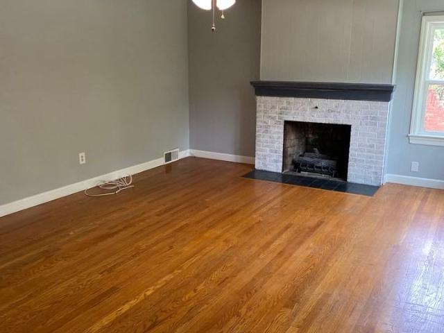 Cape G Rentals, LLC 3 Bedroom Apartment for Rent at 000 000 Cape Girardeau, Cape Girardeau, MO 63071