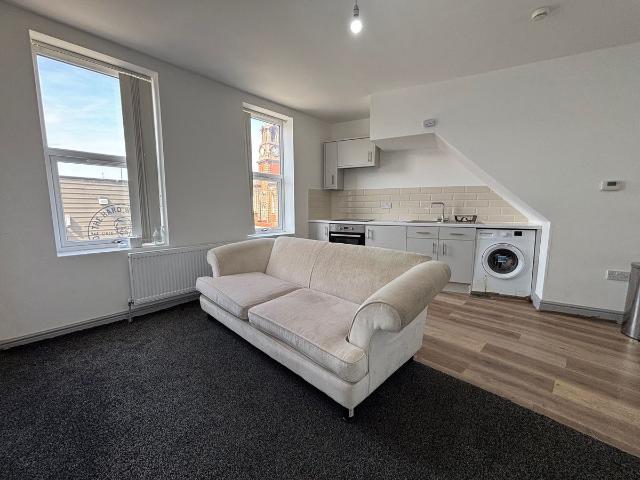 Cape Hill, Smethwick B66, 1 bed property to rent, £900 pcm | PrimeLocation