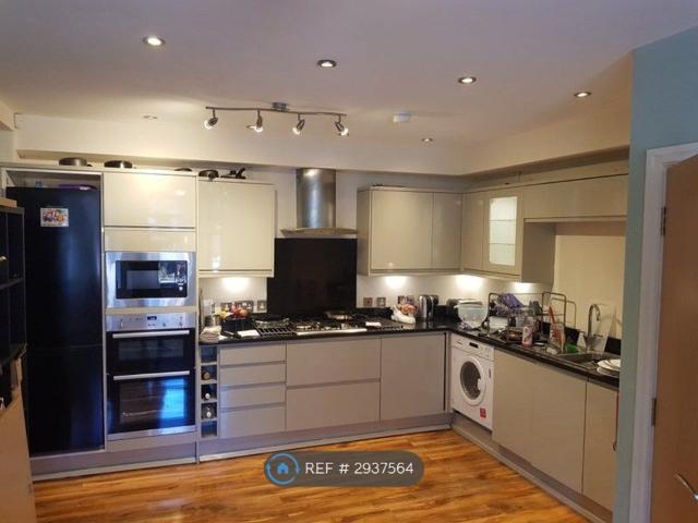 Cape St, Manchester M20, Room to rent, £680 pcm | PrimeLocation