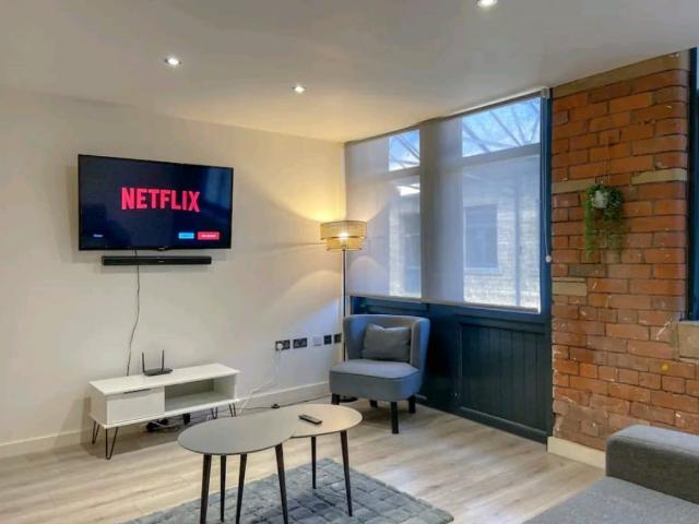 Cape Street, Bradford BD1, 2 bed flat to rent, £800 pcm | PrimeLocation